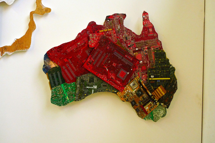 Beautiful Pictures: Eco Art - Eco friendly Art With Computer Parts ...