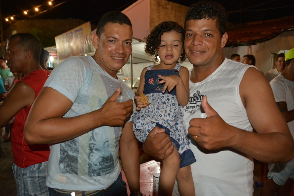 FOTOS: RAMON CIGANO E CLEIDE BARBOSA NA 11ª CERVEJADA DO CHINA'S EM ...