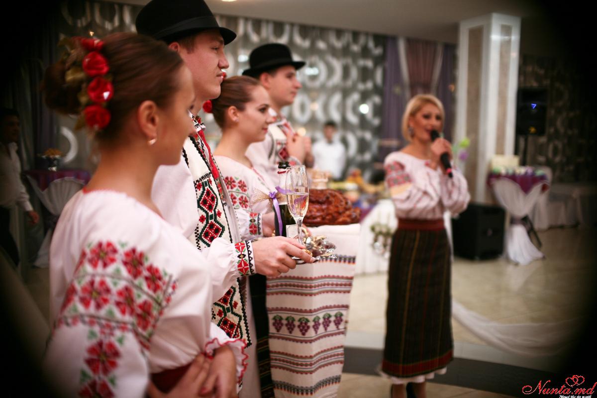 Nunta TA: Dansatori la nunta