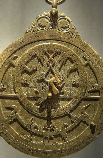 Islamic Art & Science: The al-Khujandi astrolabe and some later derivatives