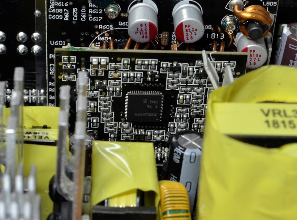 REVIEW - NZXT E850 (850W)