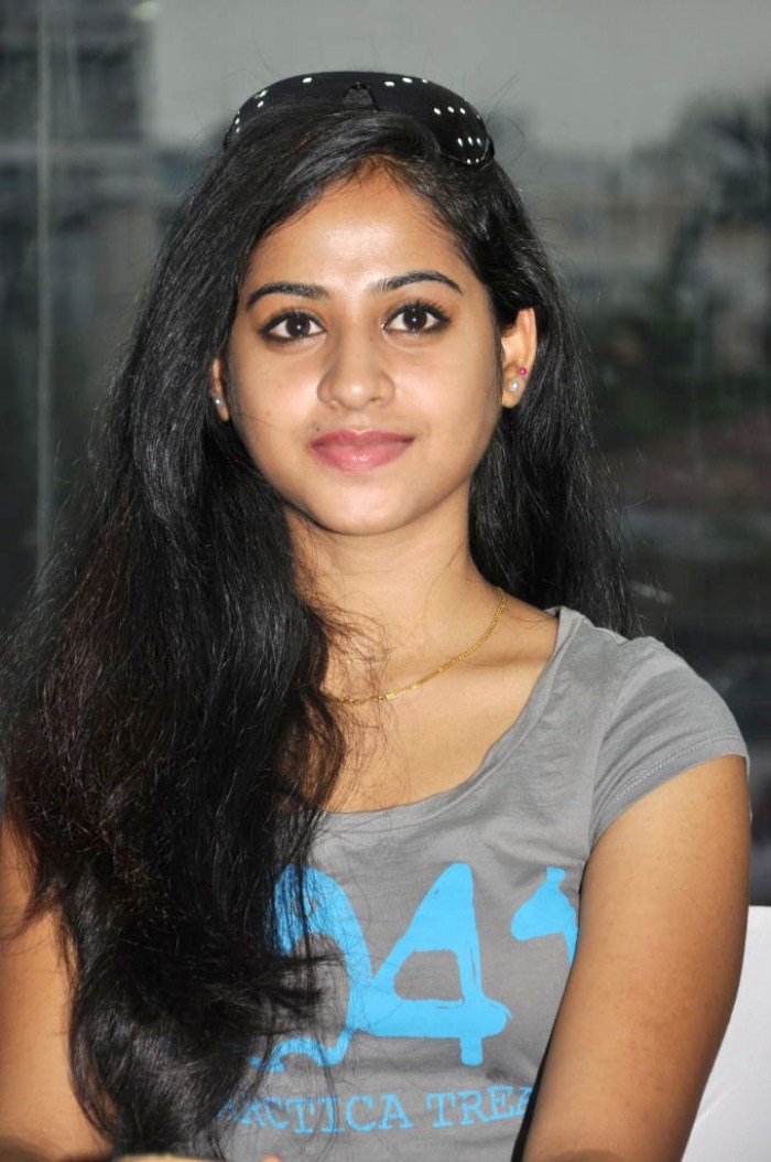 Telugu Actress Swathi Deekshith Stills ~ Cinindya