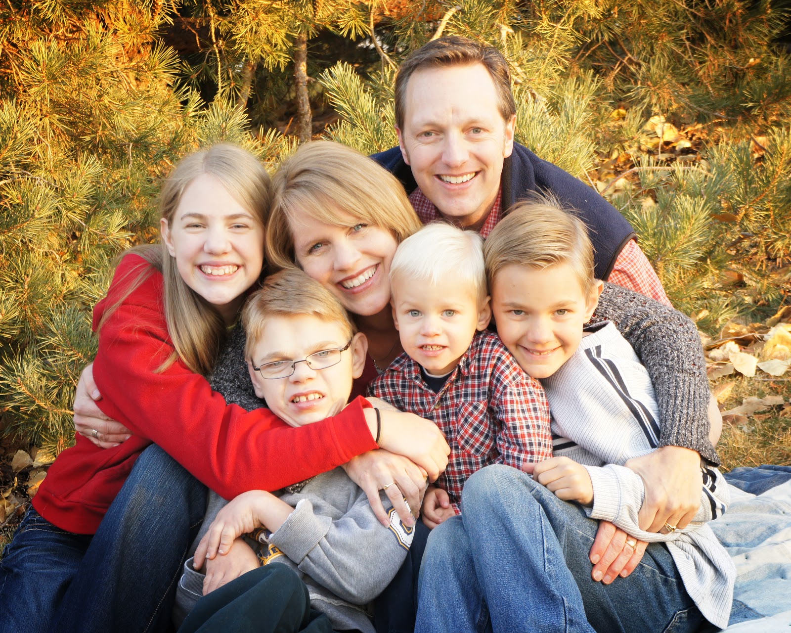 Greg LoVEs comments!: Family Hug