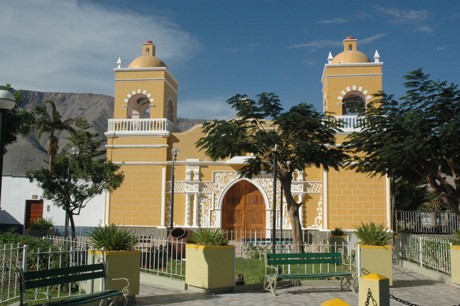 Folclore Eterno Peru: Caravelí celebra en la región Arequipa