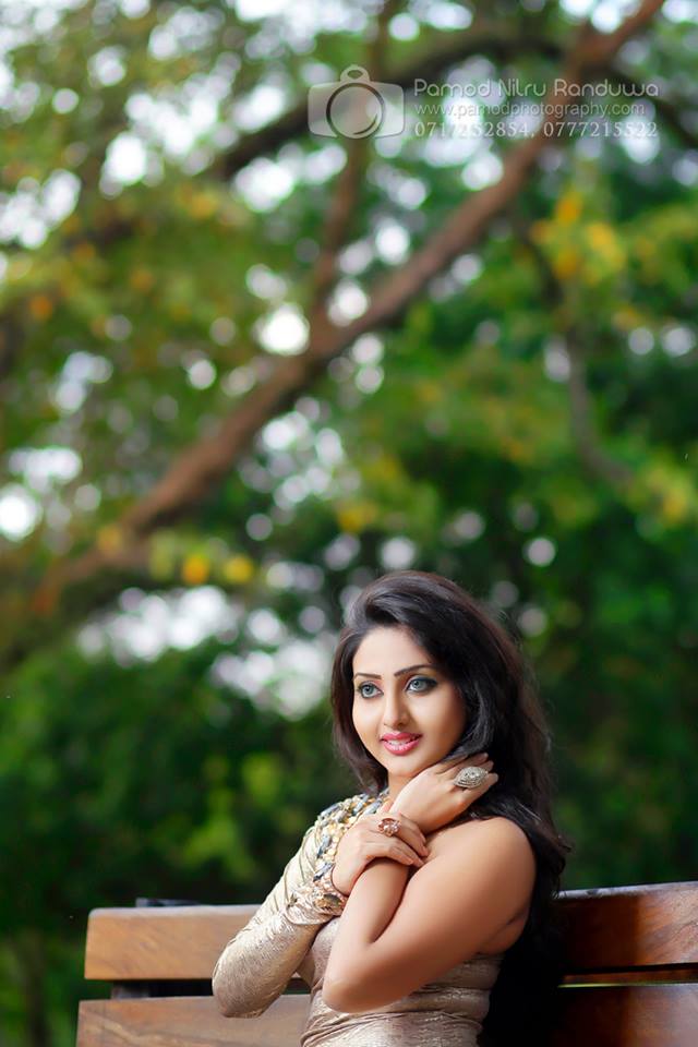 Vinu Udani Photo Shoot | 33000W Gallery