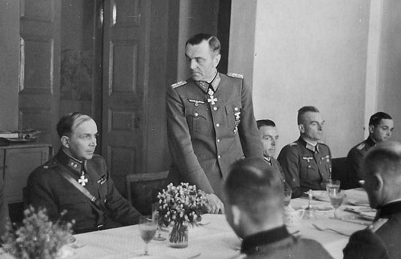 NAZI JERMAN: Foto Friedrich Paulus, Panglima 6. Armee di Stalingrad