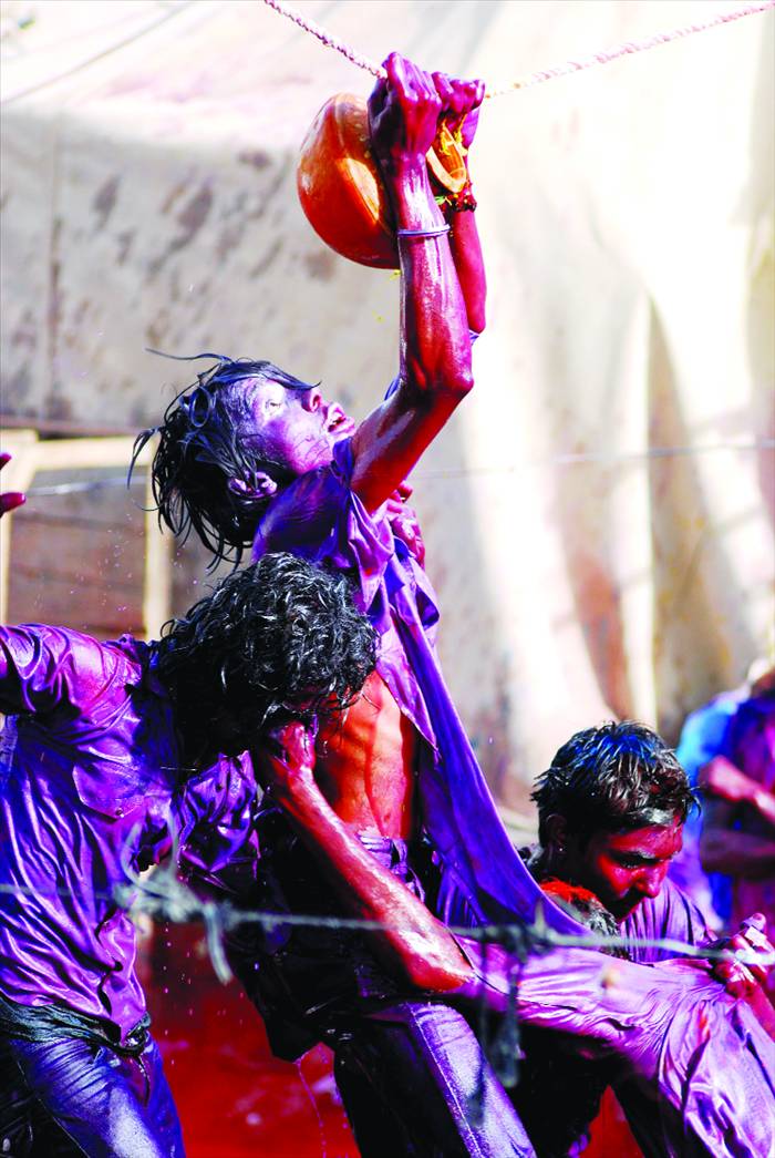 Pakistan Hindu Post (PHP): Holi Festival in Multan By Pakistan Hindu ...