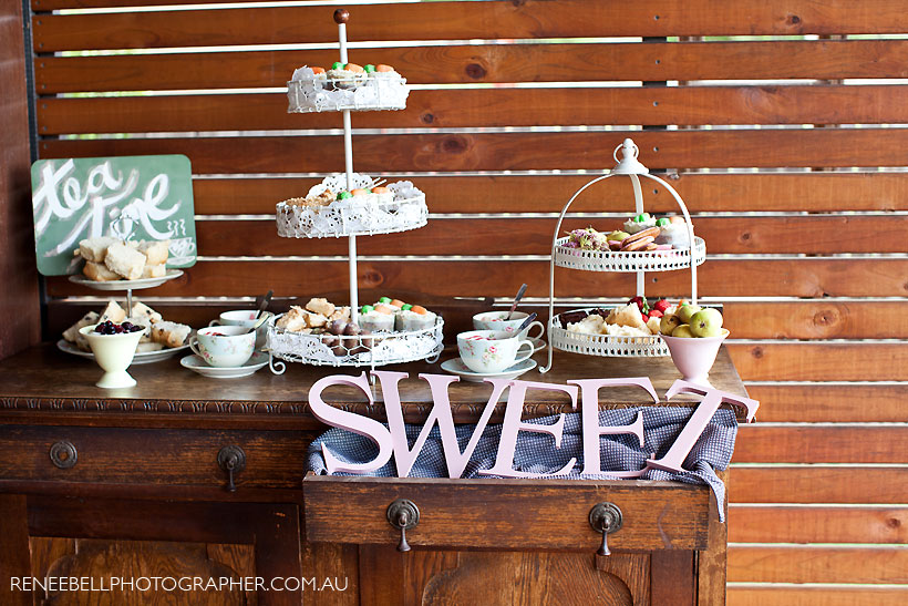 Sweet Little Birdy: 1950's housewife Tea Party