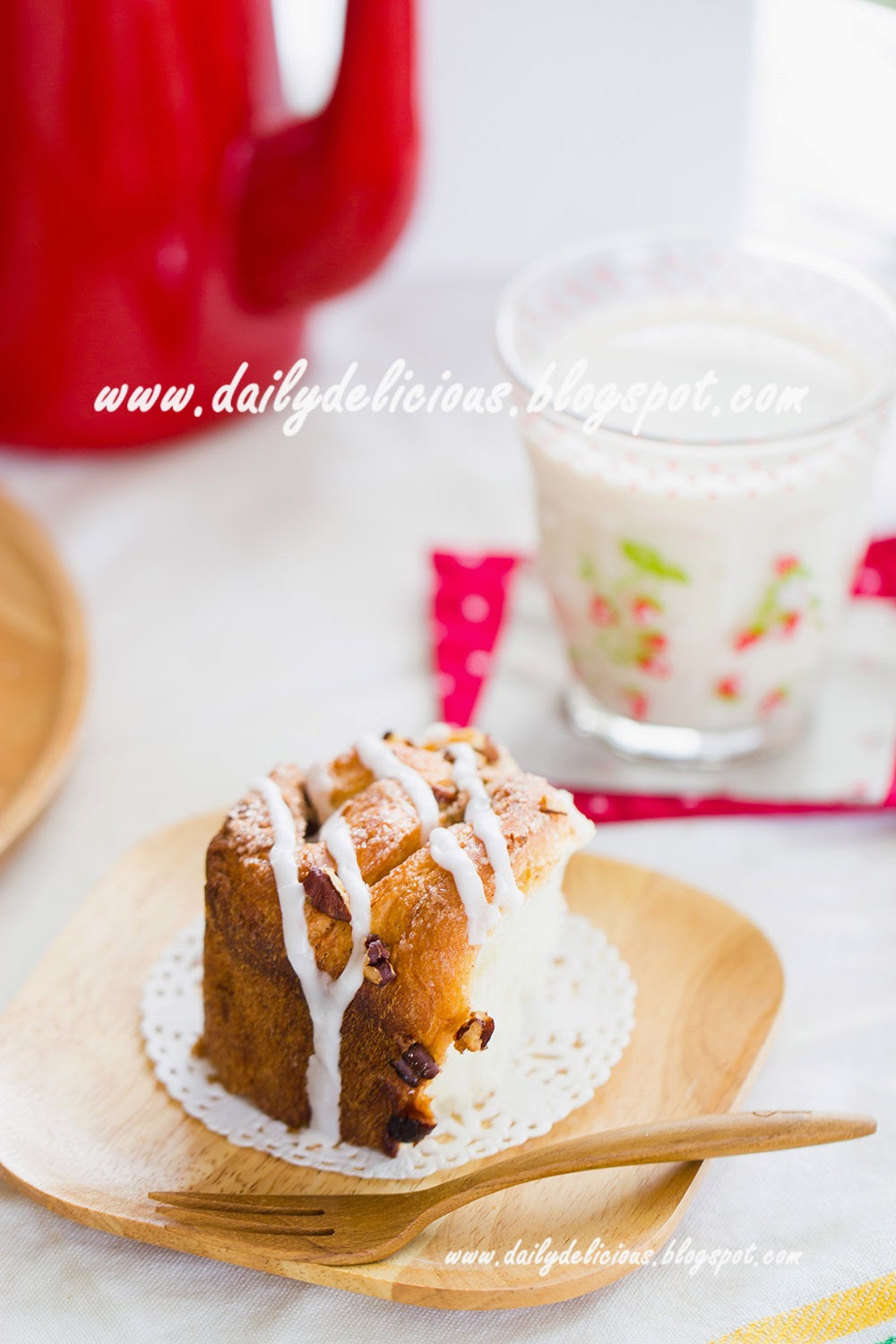dailydelicious thai: Cinnamon nut buns