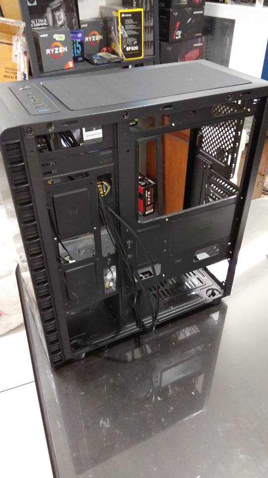 Review Singkat Casing Pc Cube Gaming Valborg Tempered Glass Rainbow Rgb ...