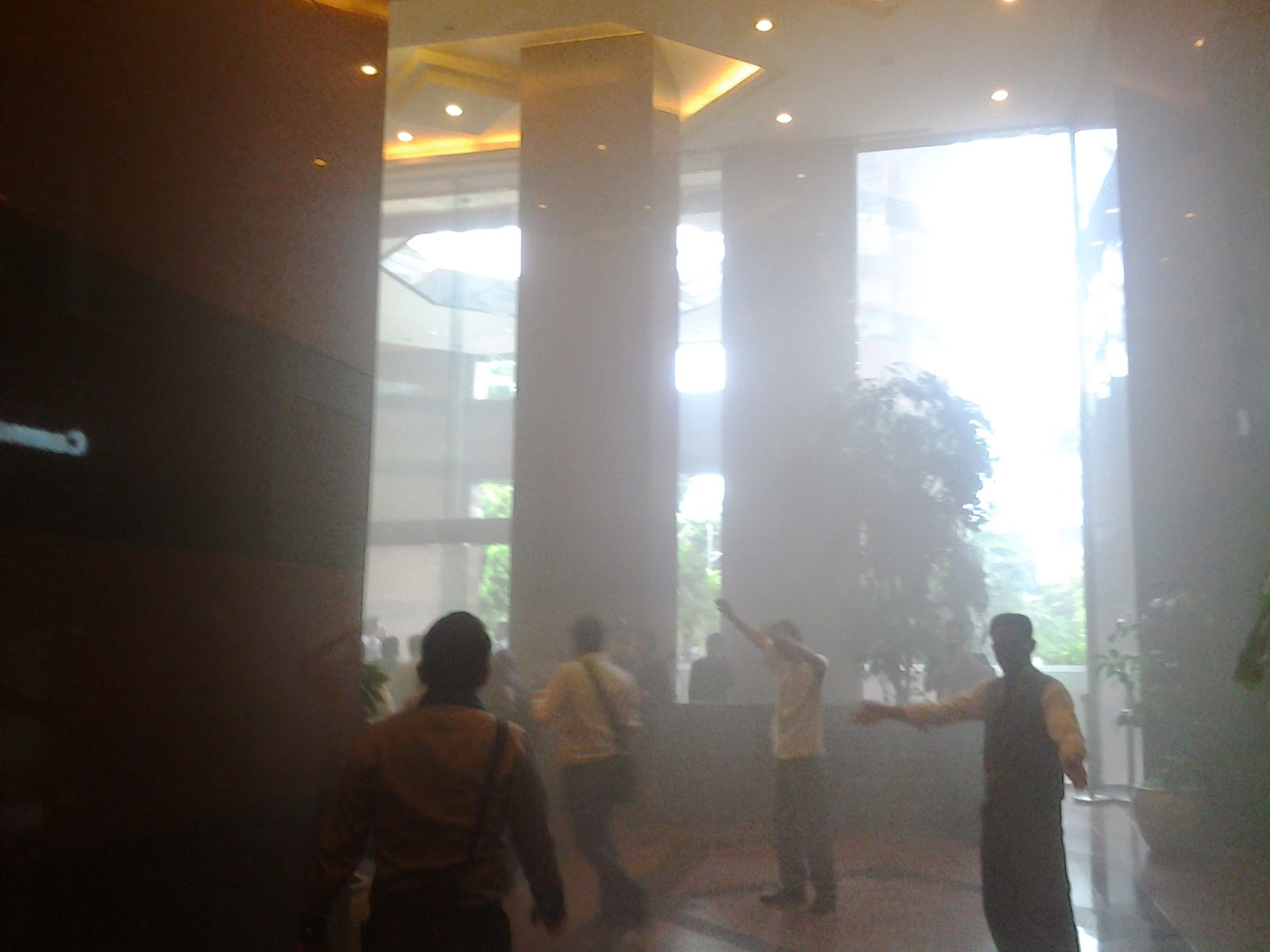 Pusat Informasi: Kebakaran di Plaza BRI (BRI Tower) tanggal 28 April 2014