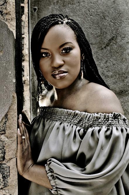 artSMart: XOLISA DLAMINI FOR SUNDOWNER