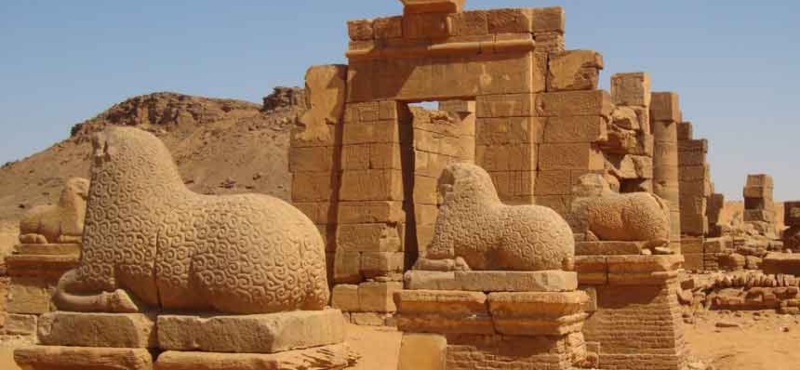 Las pirámides Nubias - Orlando Daniel Pin