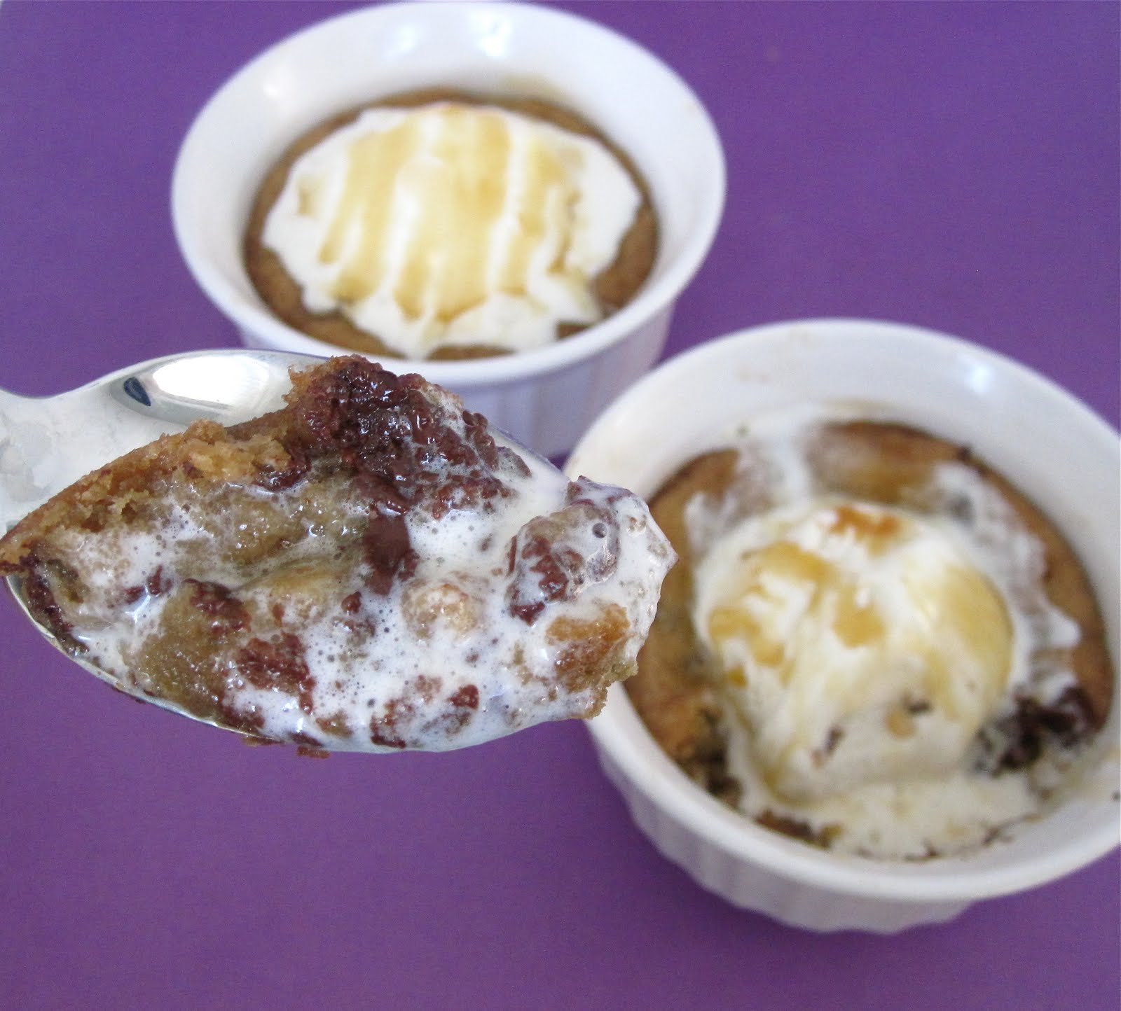 Individual Chocolate Chip Cookie Sundaes For Two (Mini Pizookies) - The ...