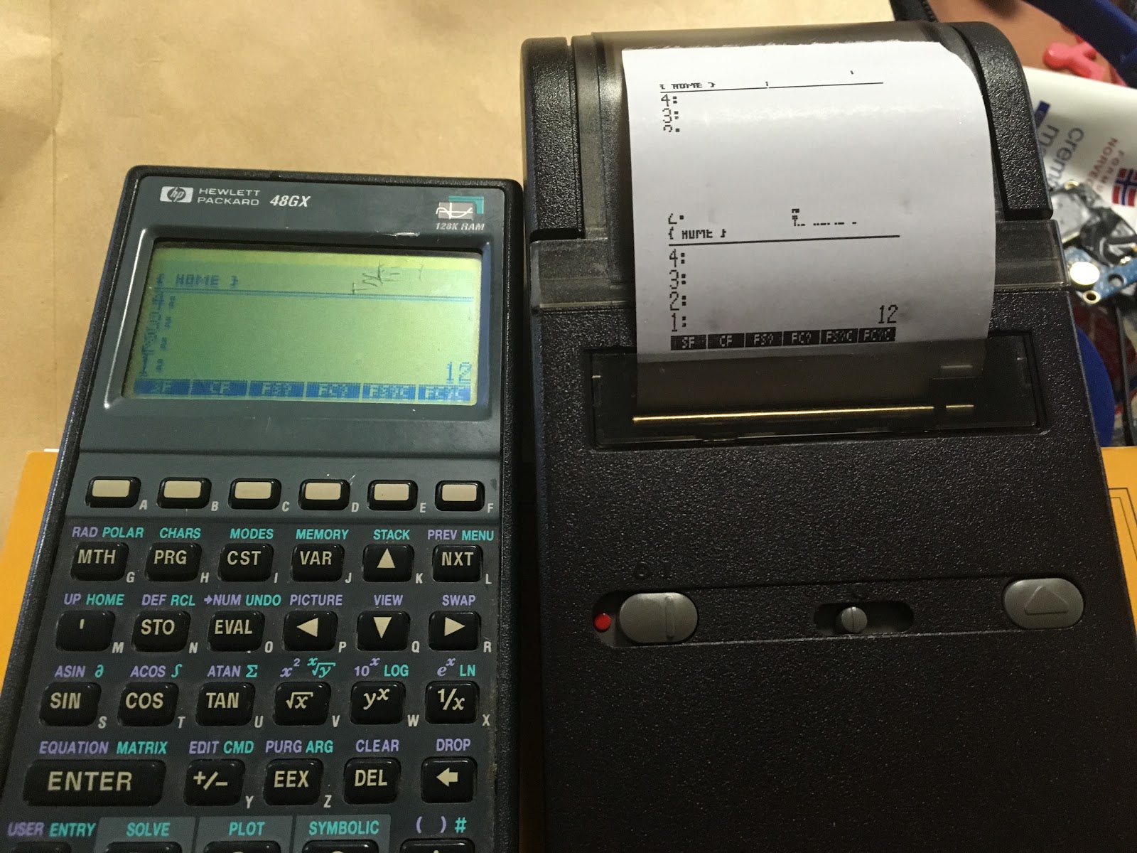 DHOB: HP 82240B Stampante termica