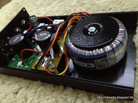 OBEE's DIY: 幫網友 Gun 做的 USB Y-Cable 和 12V + 9V 線性牛