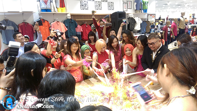 Shopping Korean Fashion @ YFS Concept Store, IOI City Mall, Putrajaya