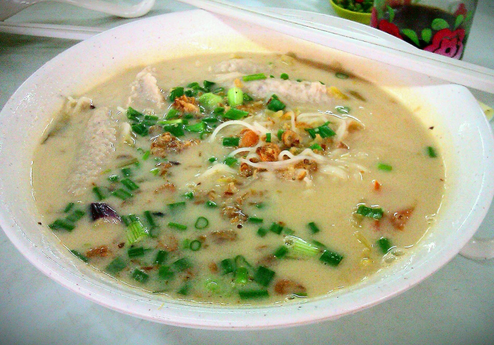 UTOPIA: Fish Paste Noodle