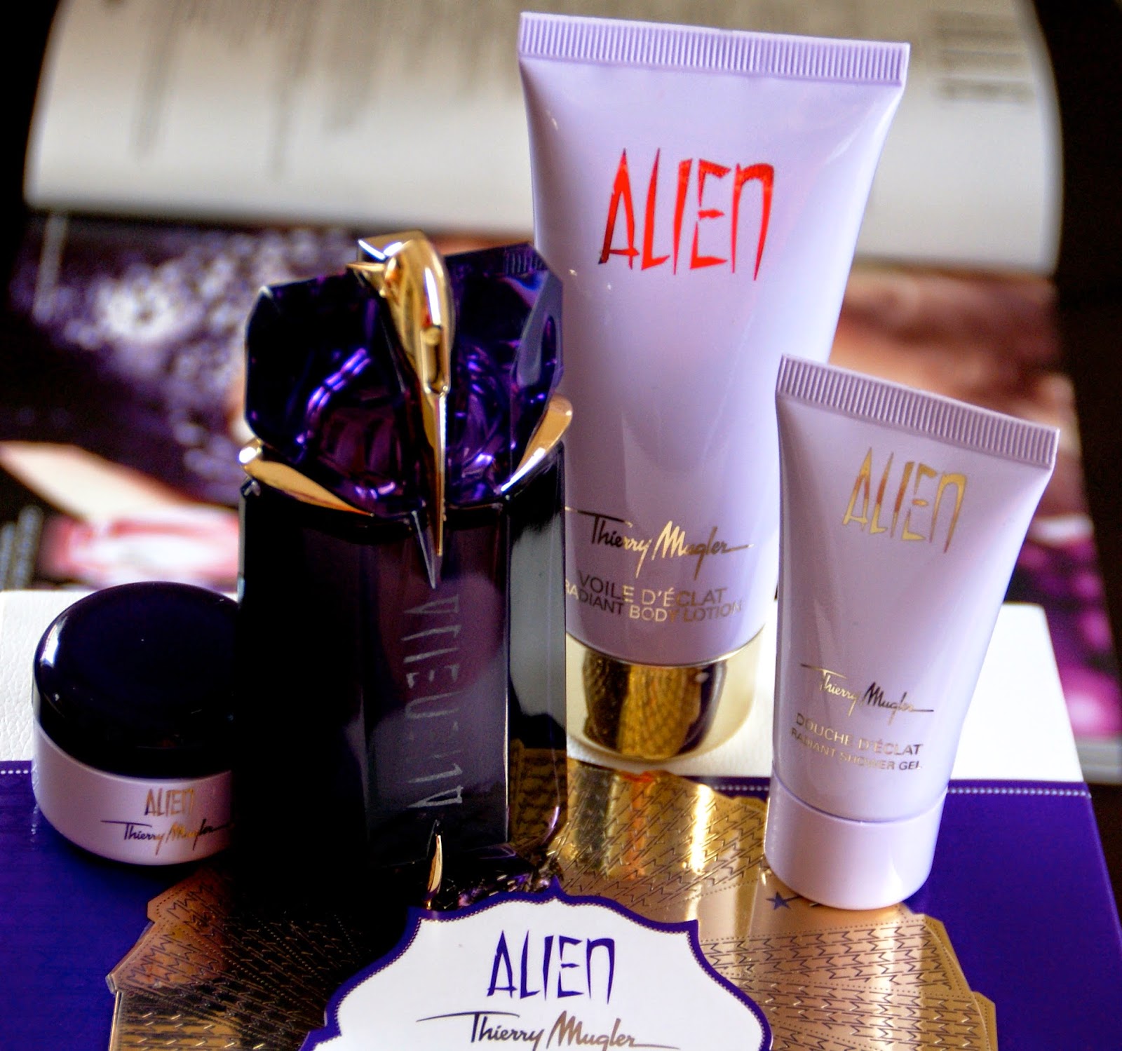 "Alien" __ intriguing perfume from Thierry Mugler | Nina's Style Blog