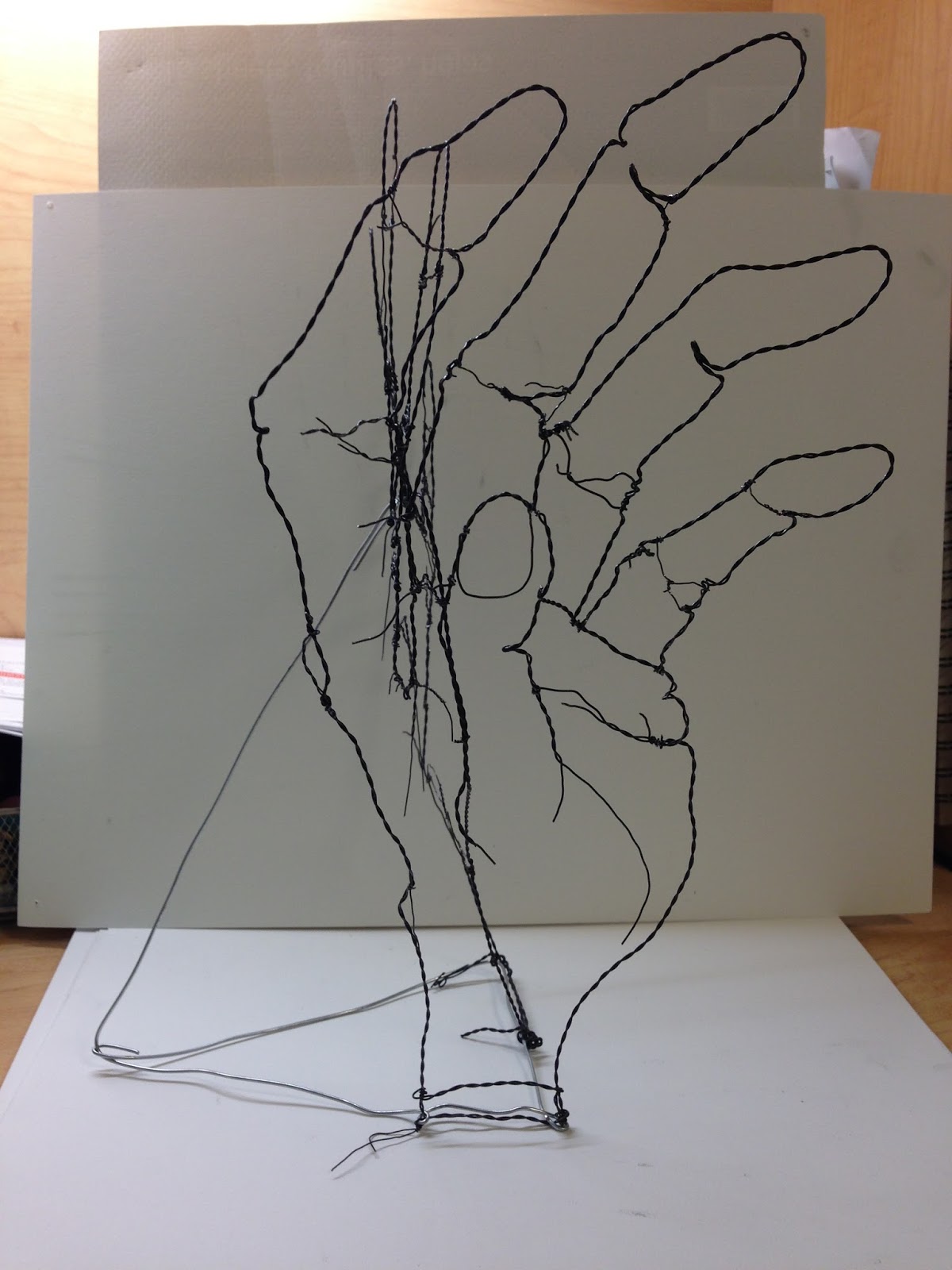 Space/Materiality [park_a]: Hand Wire Work & Drawing