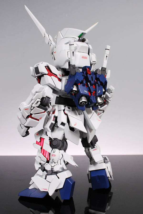 GUNDAM GUY: SD RX-0 Unicorn Gundam [Destroy Mode] - Custom Build