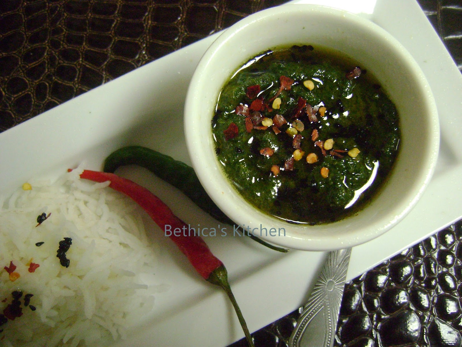 Bethica's Kitchen Flavours: Kumro Pata Bata (Pumpkin Leaves Chutney ...