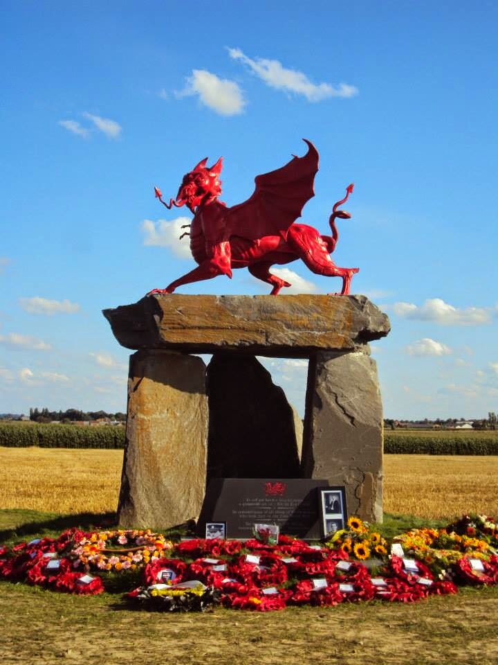 Lee Odishow Sculpture: WELSH MEMORIAL IN FLANDERS