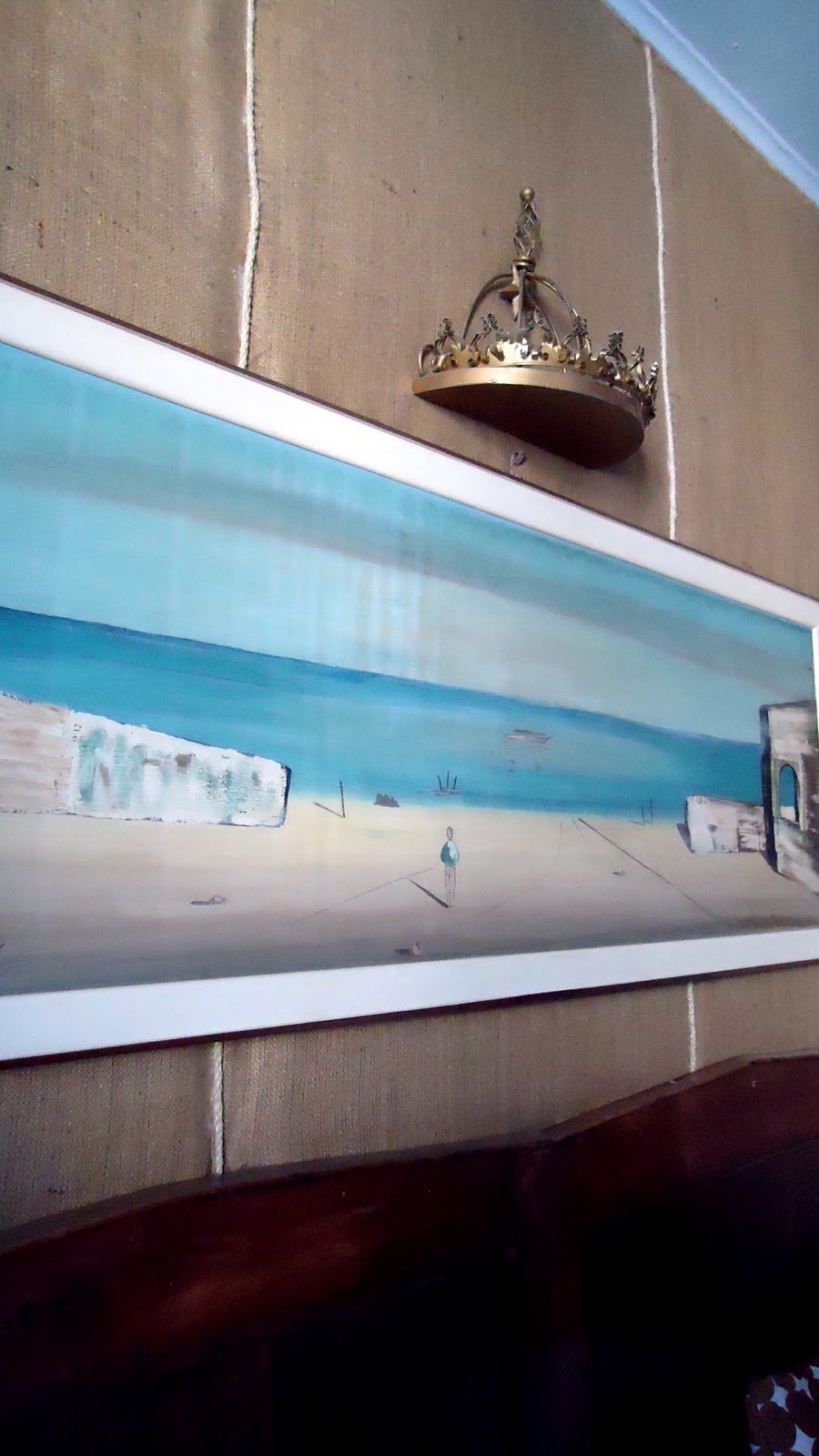 * T h e * V i s u a l * V a m p *: Fabric Covered Walls