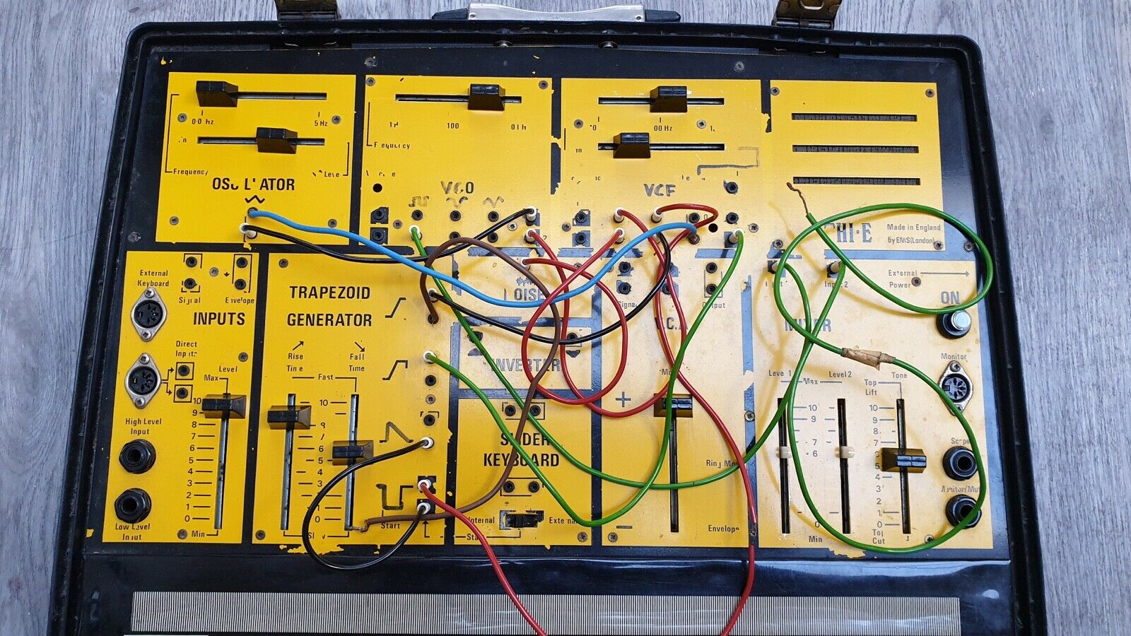 MATRIXSYNTH: EMS SYNTHI E SUITCASE SYNTH