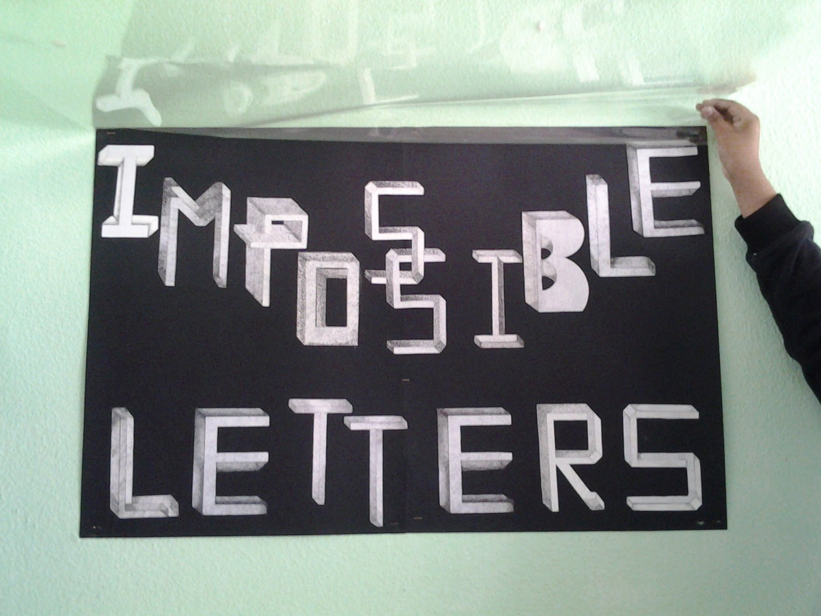 THE IDEA EXCHANGE: 9. IMPOSSIBLE LETTERS. LETRAS IMPOSIBLES.
