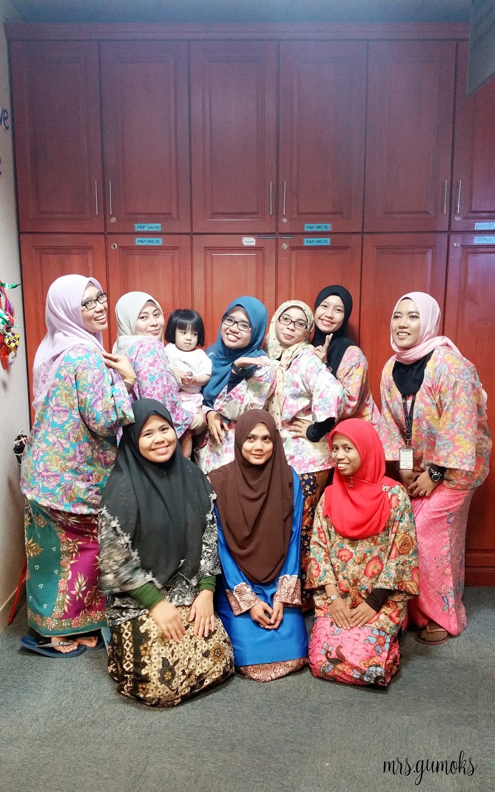 Mrs. Gumoks: Jamuan Raya Kampung Style
