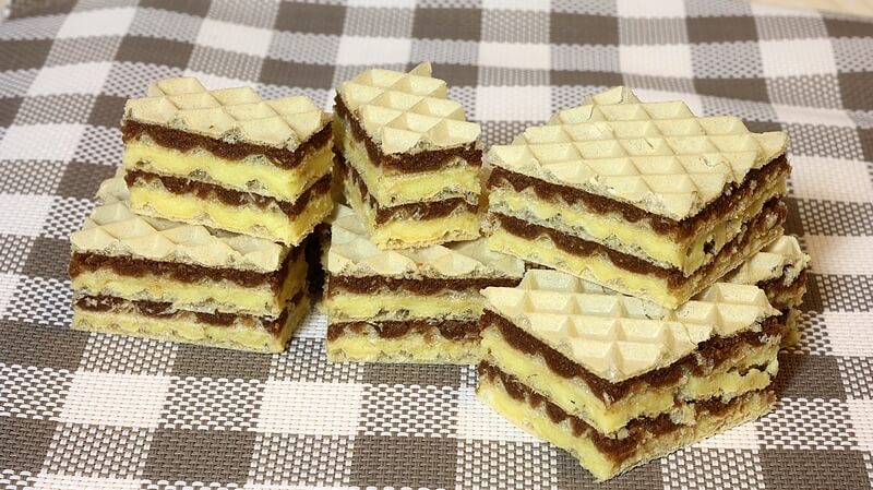 Slatki i slani recepti: Super ukusna i meka : Oblatna sa dva fila