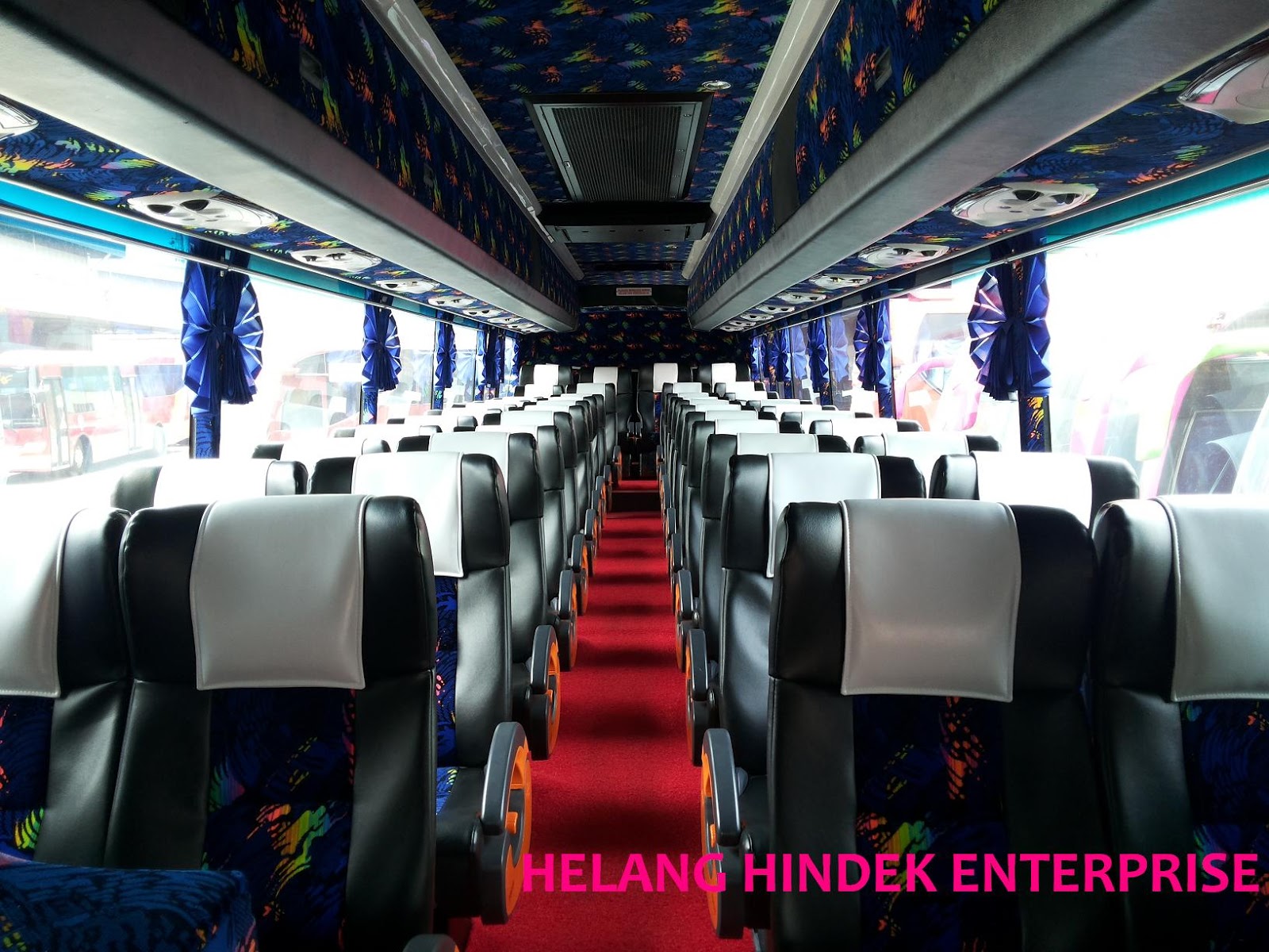 Helang Hindek Enterprise: Bas Persiaran