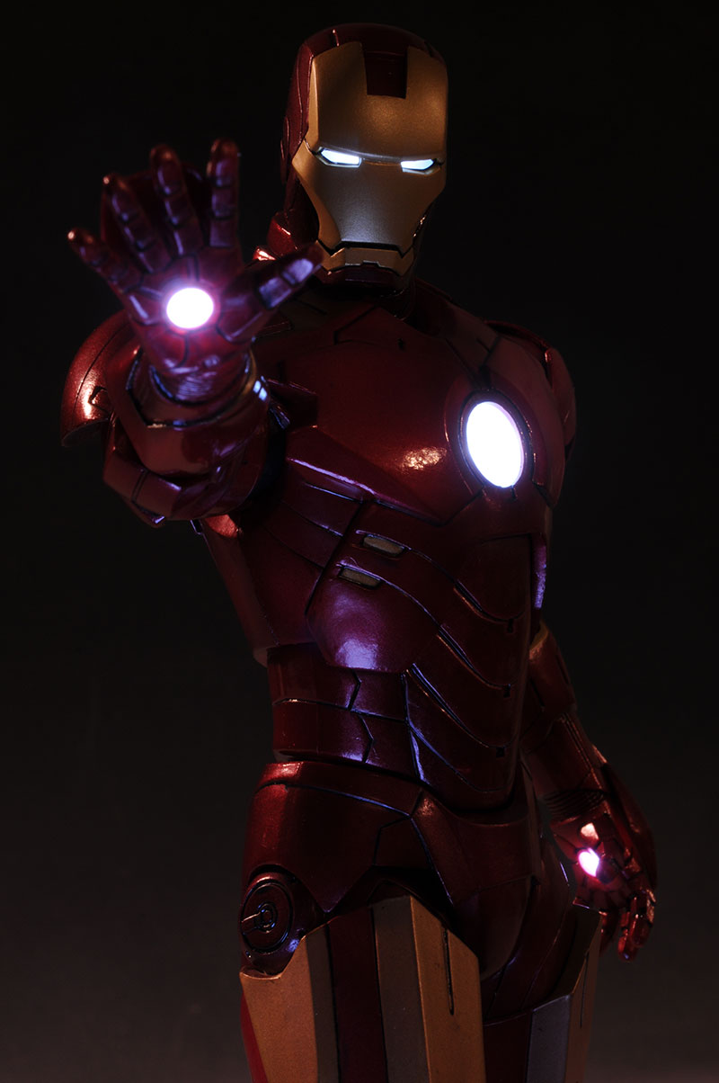 Bucks And Corn: The Many Suits of Iron Man!