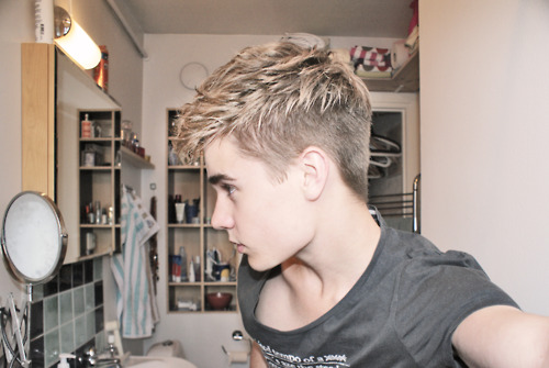 Tempestuous Love: February 2012