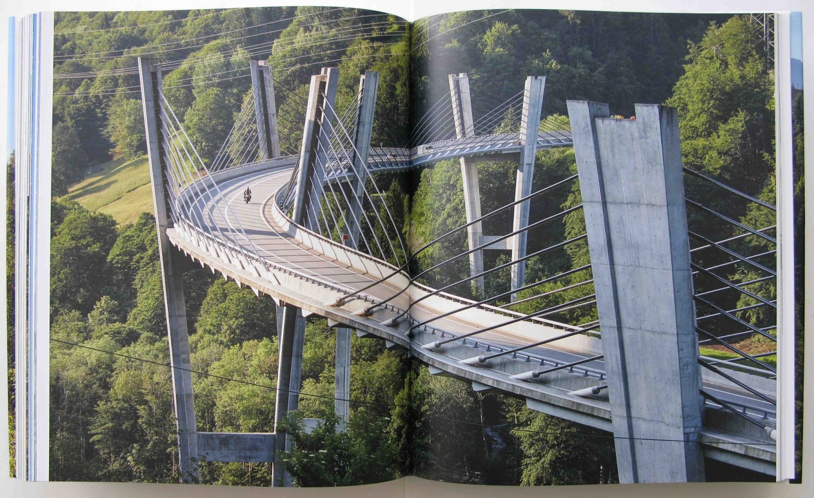 SPAZIO: Spazio recommends: Christian Menn, Brücken