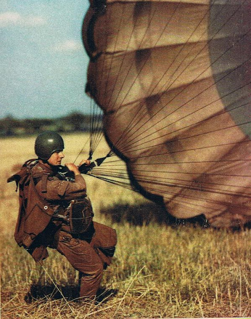 N.V.A. - D.D.R.: Fallschirmjäger NVA/Paracaidistas en el N.V.A.