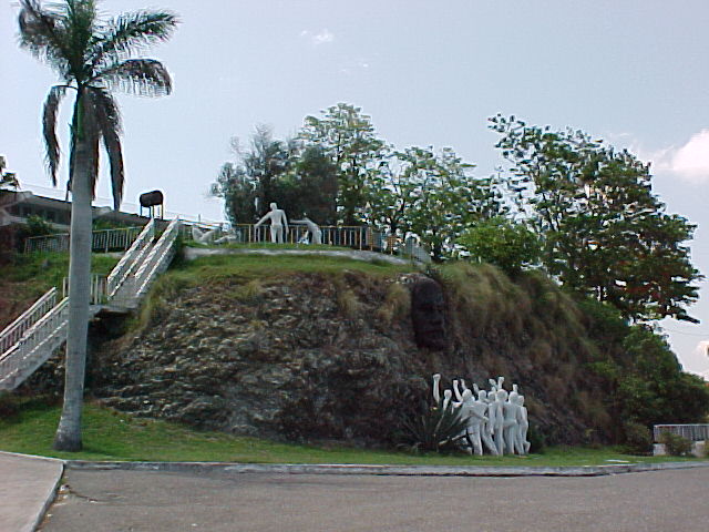 estatuas de lenin en el mundo: La Habana, Colina Lenin