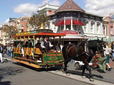 Disneyland express shuttle: Let us take you the happiest place on earth ...