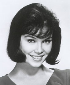 TV BANTER : Farewell, Batgirl: The Death of Yvonne Craig