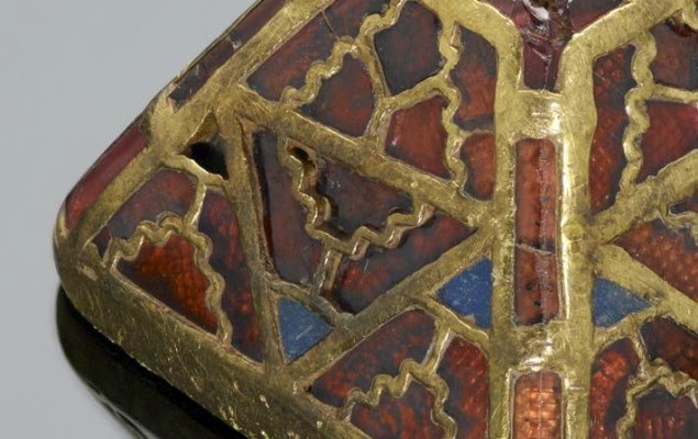 Realms Of Gold The Novel: The Staffordshire Hoard: Sword pyramid