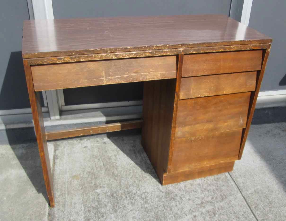 UHURU FURNITURE & COLLECTIBLES: SOLD Small Vintage Desk - $30
