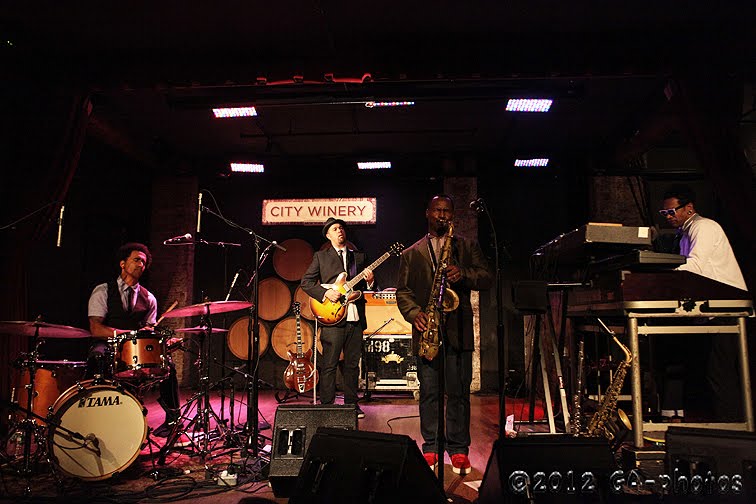 GA-Photos: Flavor Paper Boil in Cobble Hill, Brooklyn > Soulive w/ Karl ...
