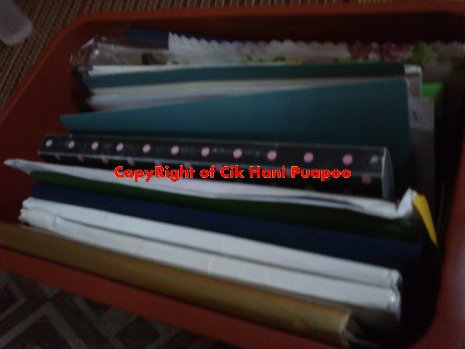 Blog Han: Home Organizing : Susun File/Sijil di Rak Storan kami dan ...