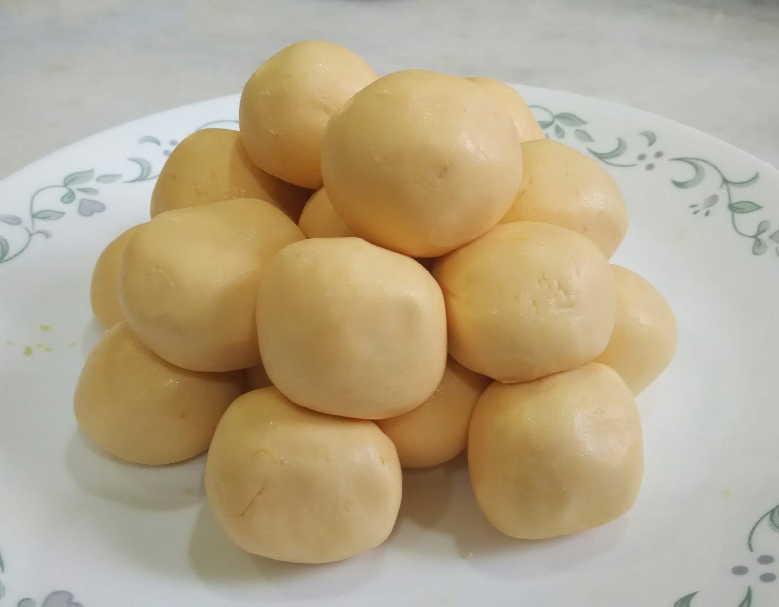 ORANGE SWEET POTATO ANGKU KUEH