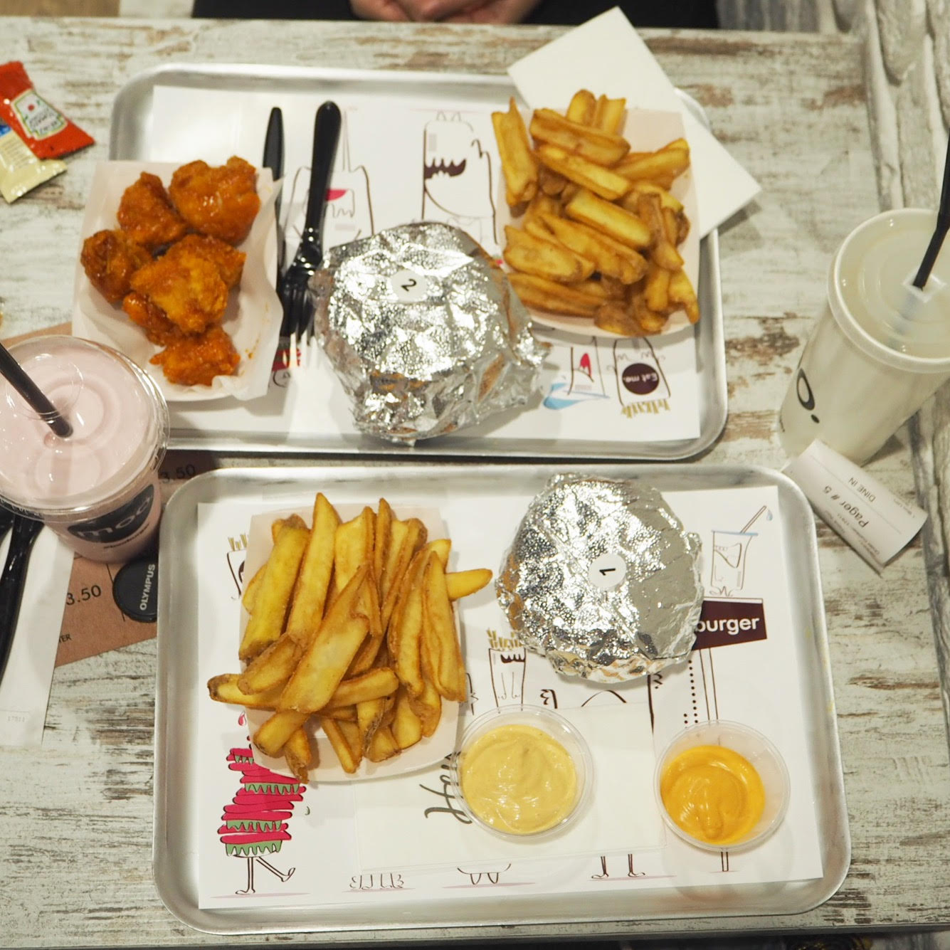 Leicester Loves Boo! | Boo Burger Review* | A Dose of Chatter