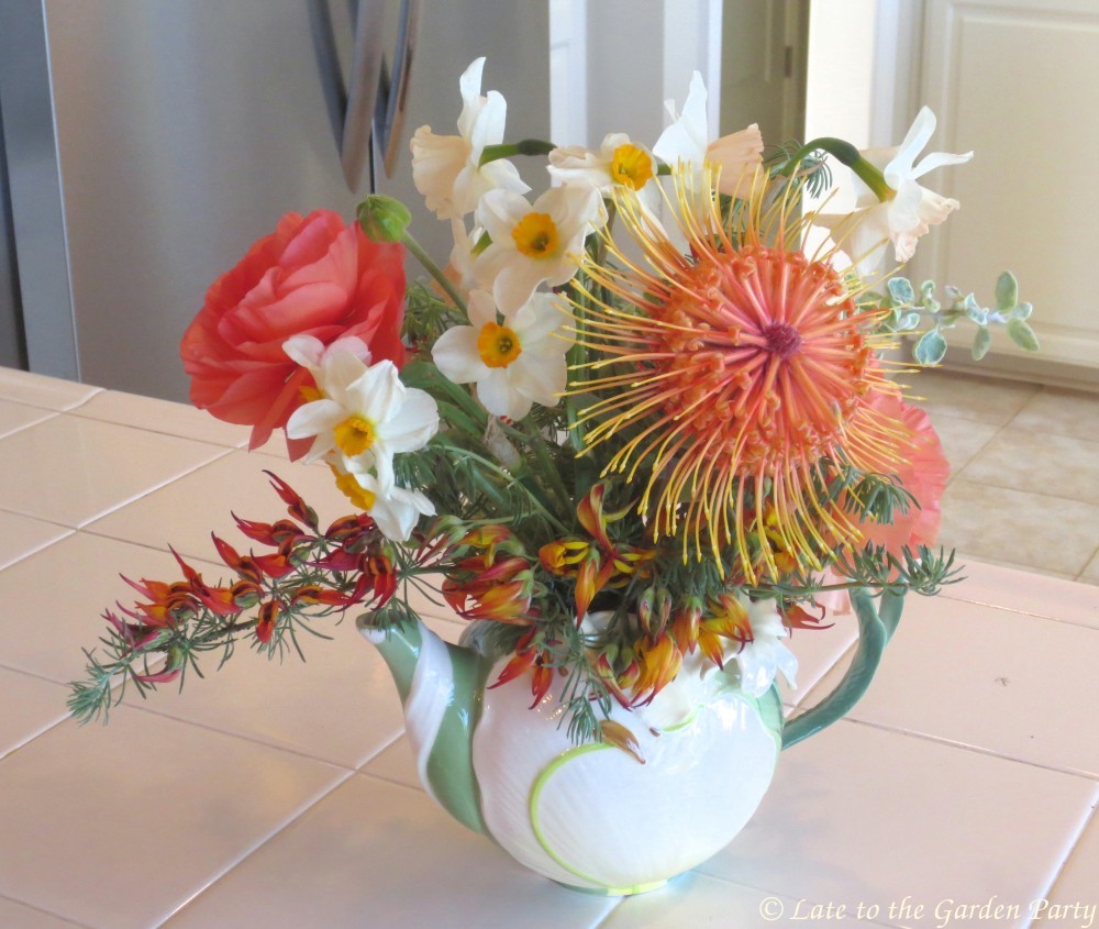 Late to the Garden Party: In a Vase on Monday: Pulling Out the Stops