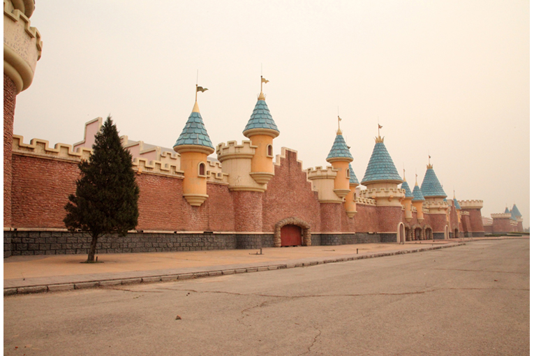 ParquePlaza.net: Imágenes de Wonderland, un parque temático construido ...
