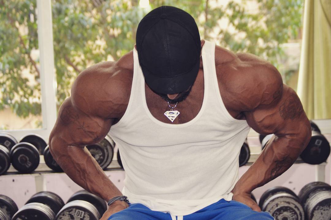 Muscle Lover: Lebanese bodybuilder Bumaya Abbas Awada (2)