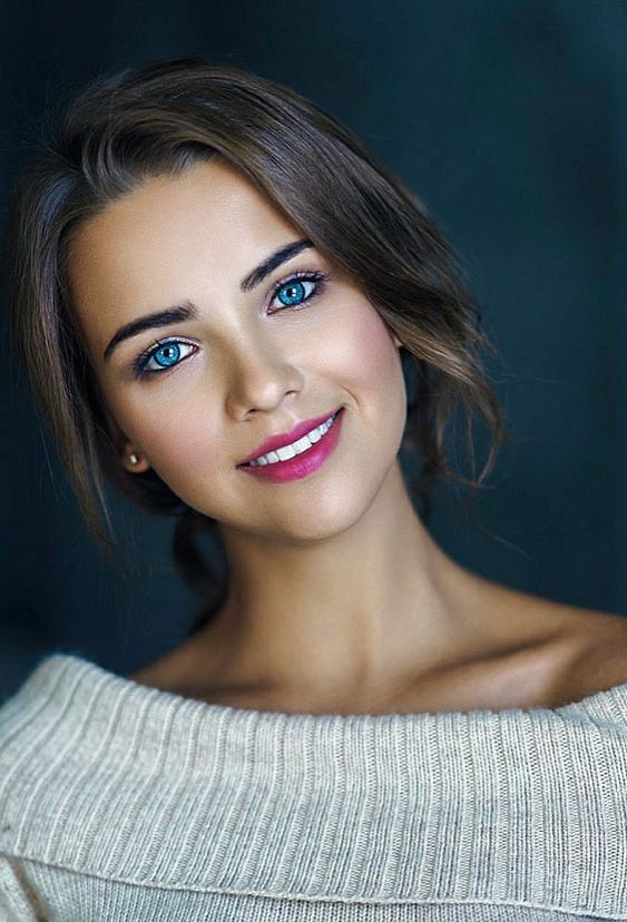 Fotos de Lindas Mulheres - Fox Press™